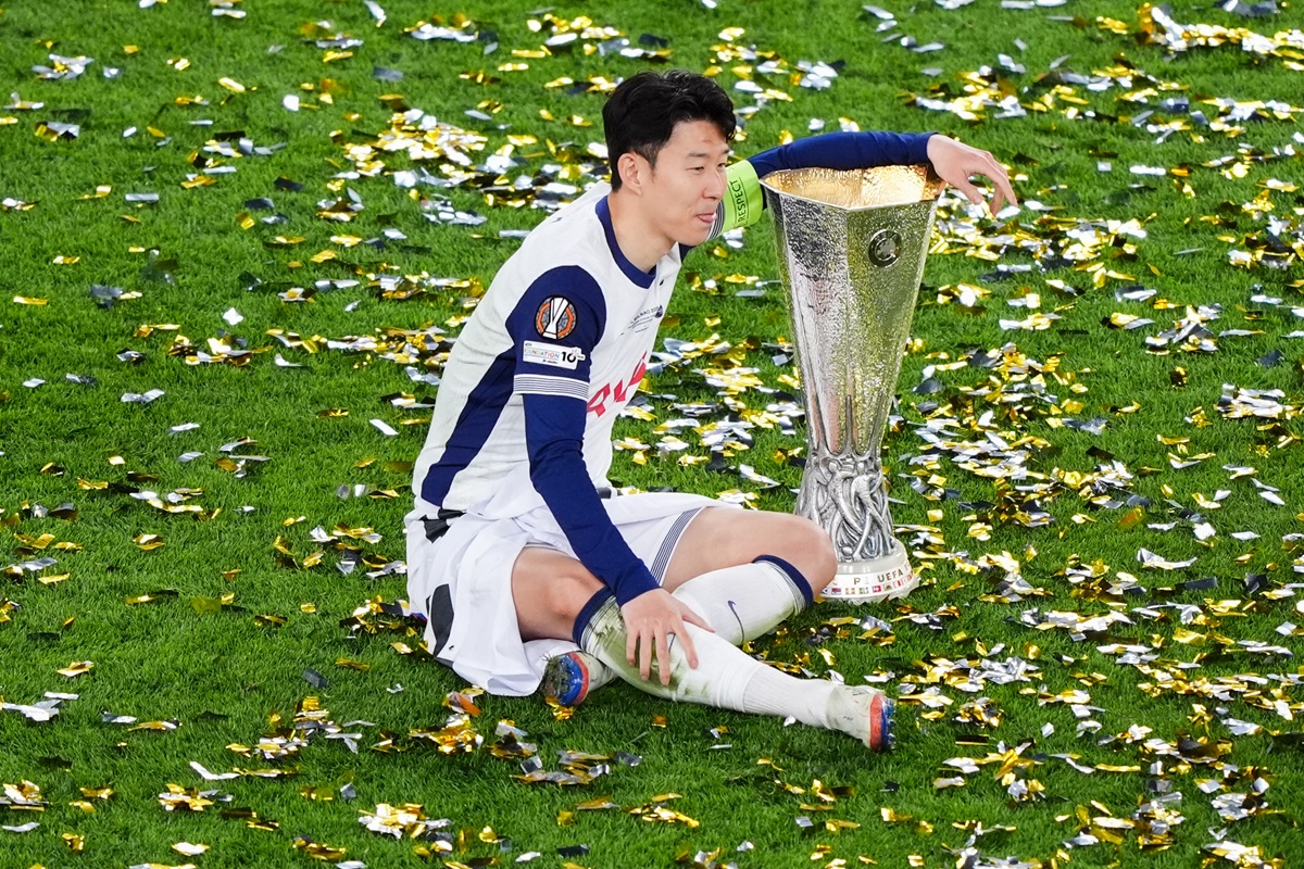 NEWS : 'Legend' Son Heung-min's trophy quest ends in Europa League glory for Tottenham ...